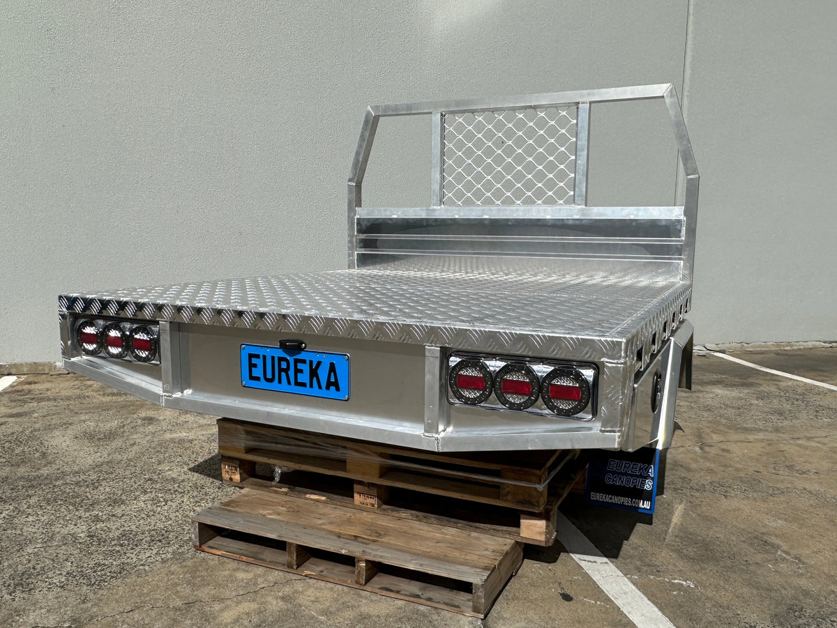 Dual Cab Aluminium 4x4 Premium Tray Checker with Undertrays — Eureka ...