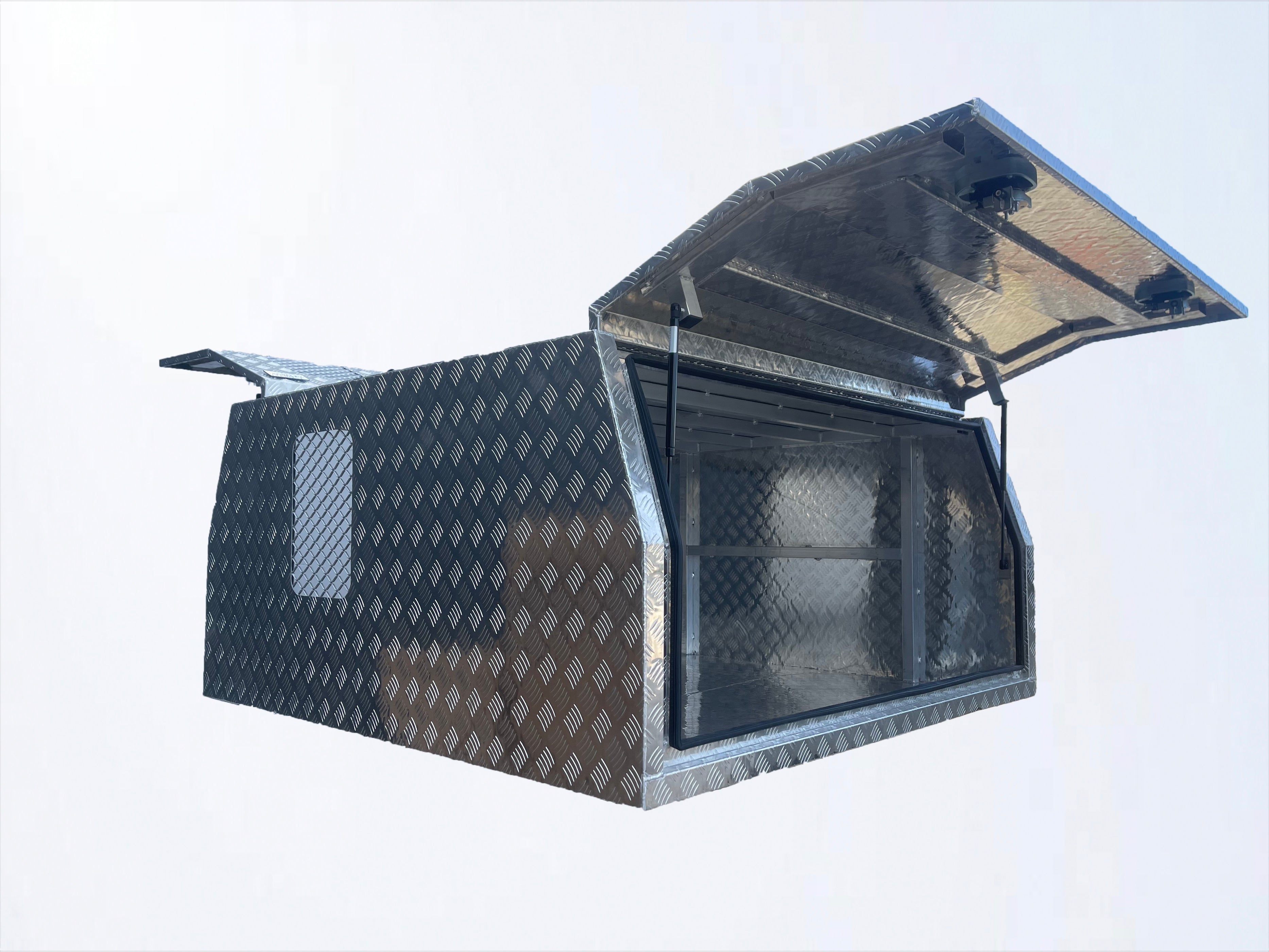 Aluminium Checker Canopy Dog Box — Eureka Canopies